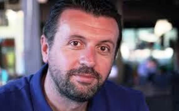 Pyetësori i Prustit: Ag Apolloni - ObserverKult