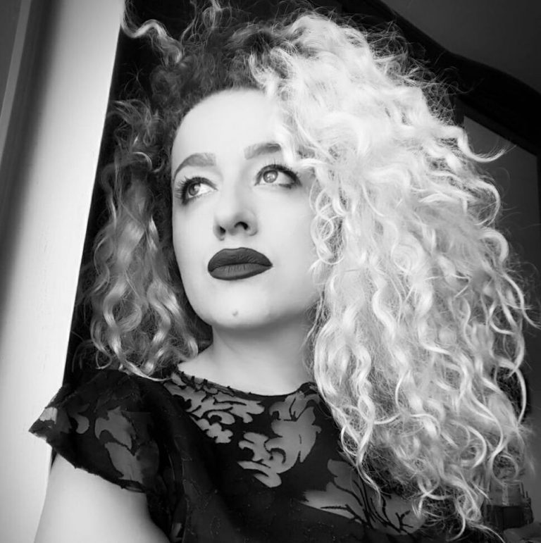 Pyetësori i Prustit: Helena Halilaj - ObserverKult