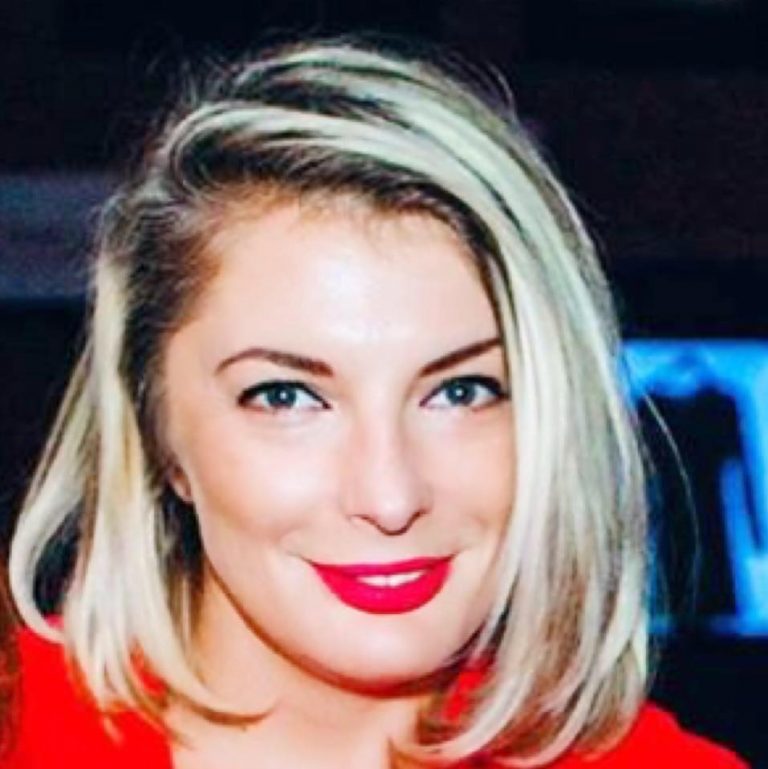 Përkthyesit, këta heronj të heshtur! - ObserverKult