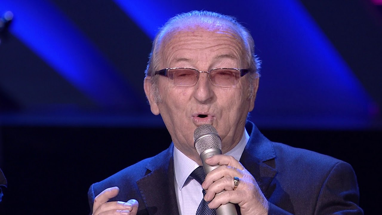 "Vajza dhe deti", këngë që nuk harrohet e interpretuar nga Luan Zhegu ...