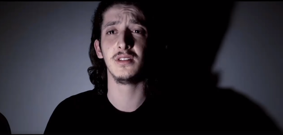 Drin Lumi interpreton poezinë "O Atdhe" të Naim Frashërit - ObserverKult