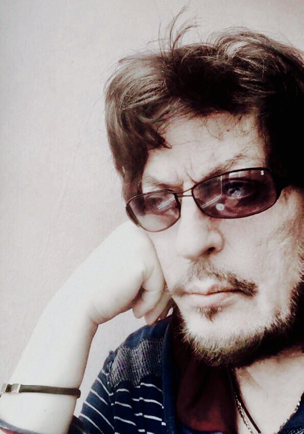 "Më lër vetëm", poezinë e Rudina Papajanit e lexon Leka Sefla ...