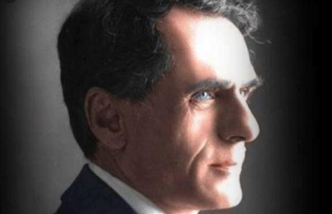 Mithat Frashëri: Një komp pa liri politike është më keq se një njeri ...