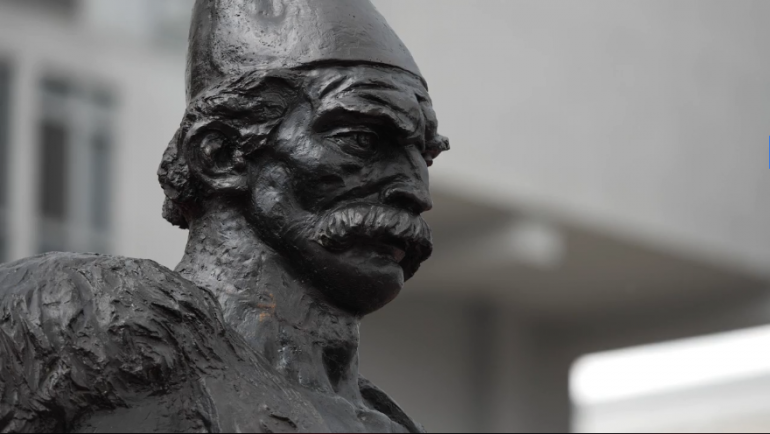 Populli: Trimin e mirë mos e harroni! Nderohet pas 100 vjetësh Selam ...