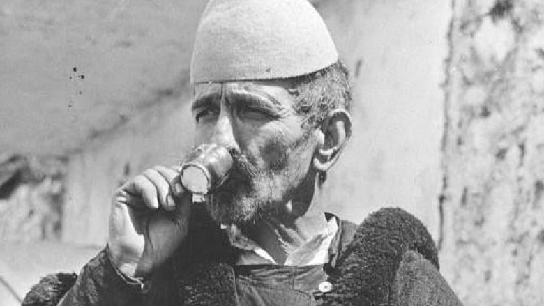 Mbiemrat më të përhapur në Shqipëri - ObserverKult