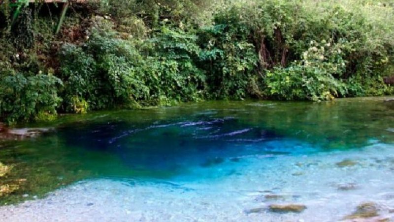 Syri i Kaltër, legjenda e gjarprit gjigant që krijoi mrekullinë e ...