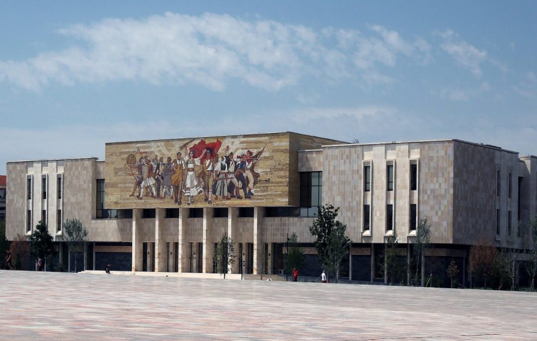 Mozaiku i Muzeut Historik Kombëtar do restaurohet, projekti është gati ...