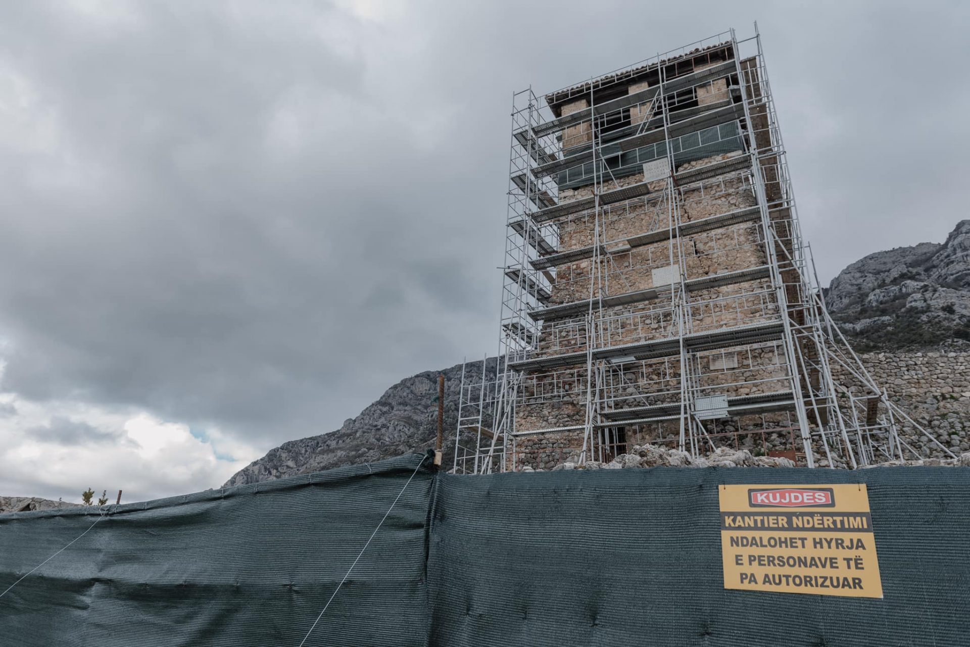 Nis puna për restaurimin e Kullës së Sahatit, simboli i kalasë së ...