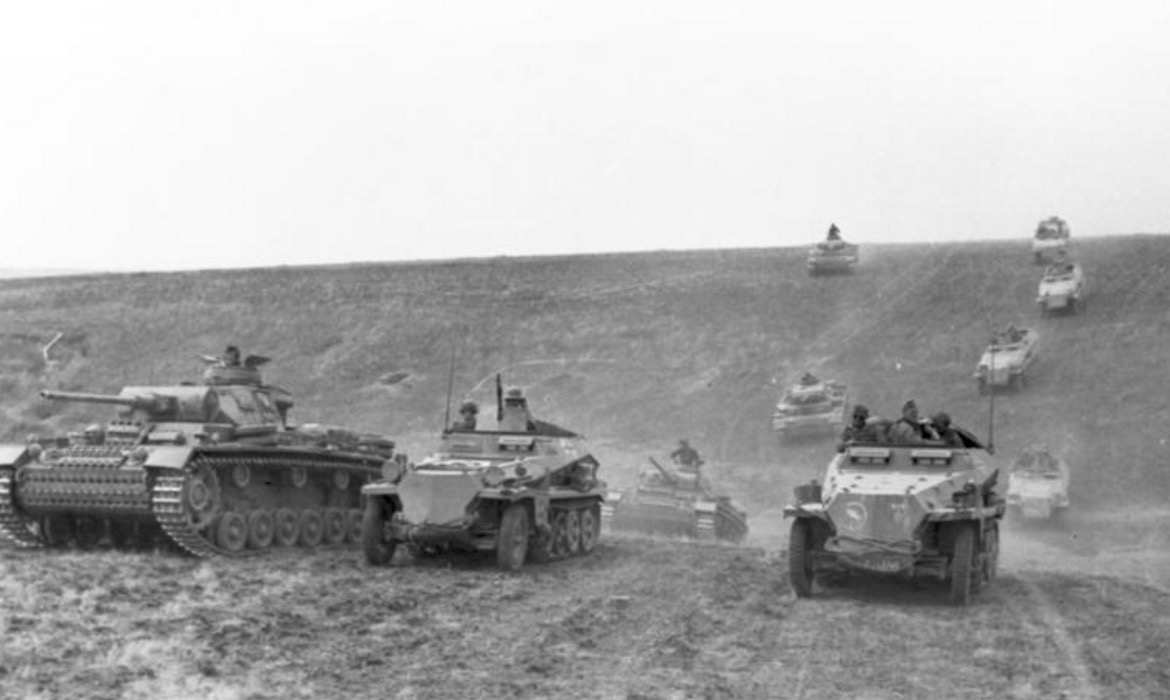 Blitzkrieg, lufta ”rrufe” e Gjermanisë që tronditi botën - ObserverKult