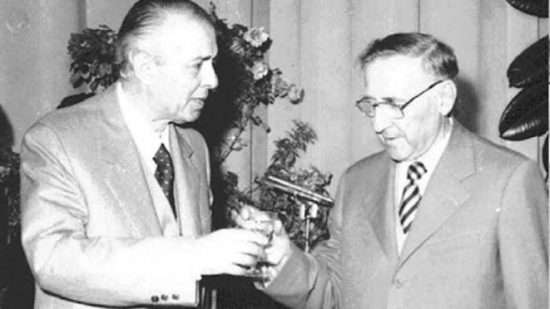 Si reagoi Enver Hoxha kur lexoi tri herë letrën pasi ndërroi jetë ...