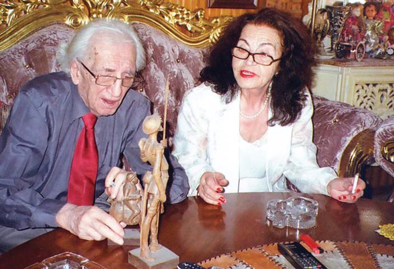 Sherri mes dy kolosëve, Sadije Agolli: I kërkoj falje Kadaresë vetëm ...