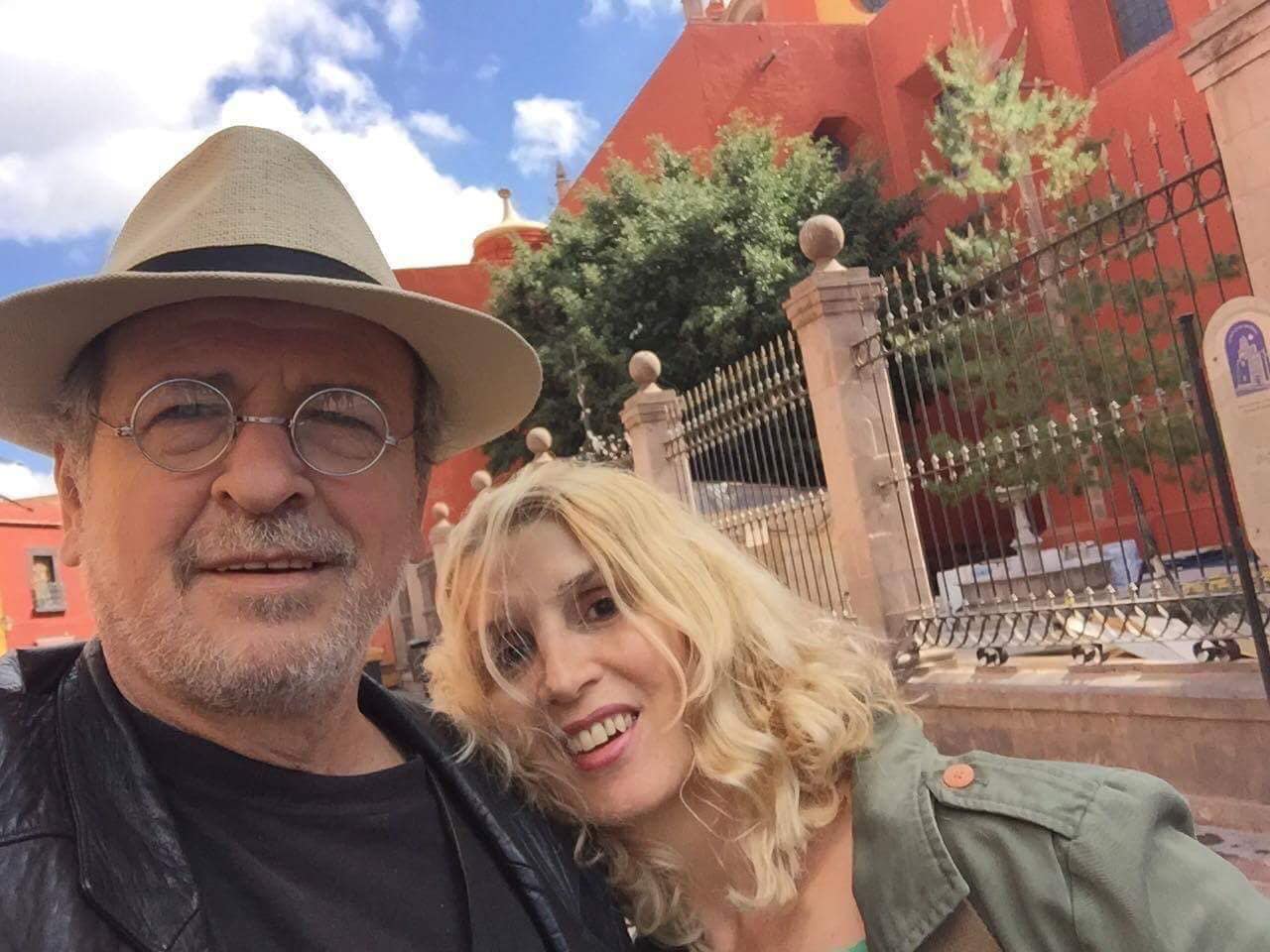 Vjollca Bajraj: Mëngjeset e mia janë të dhimbshme - ObserverKult