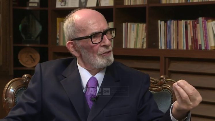 Profesor Rexhep Qosja dhe vetëdija historike - ObserverKult