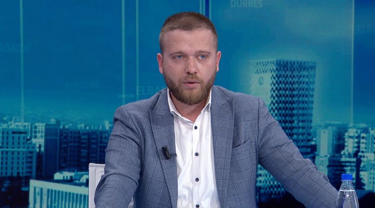 Mbreti Zog - ObserverKult