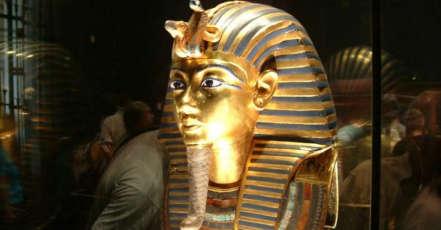 fytyrën - ObserverKult