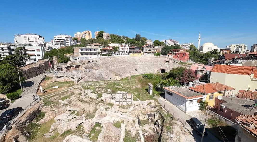 Durrësin - ObserverKult