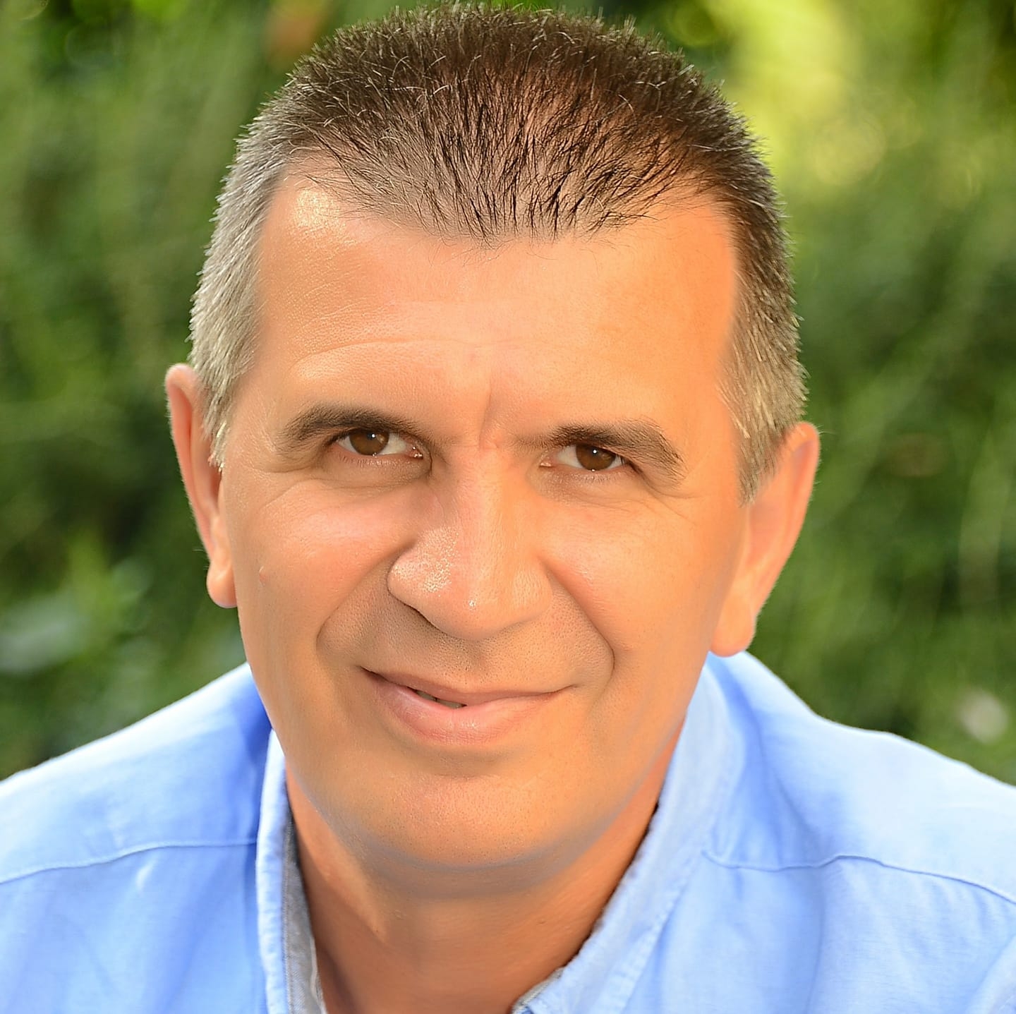 Pse nuk e shkruaj një libër? - ObserverKult