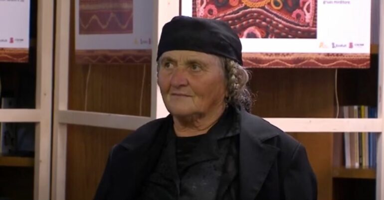 Gruaja që ruan veshjet tradicionale 200-vjeçare të Mirditës - ObserverKult