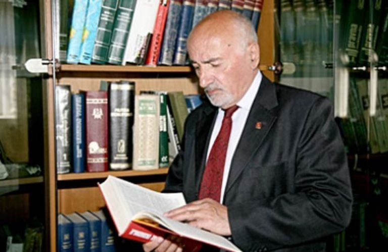 Ruzhdi Ushaku, njëri prej personaliteteve të shquara në studimet ...