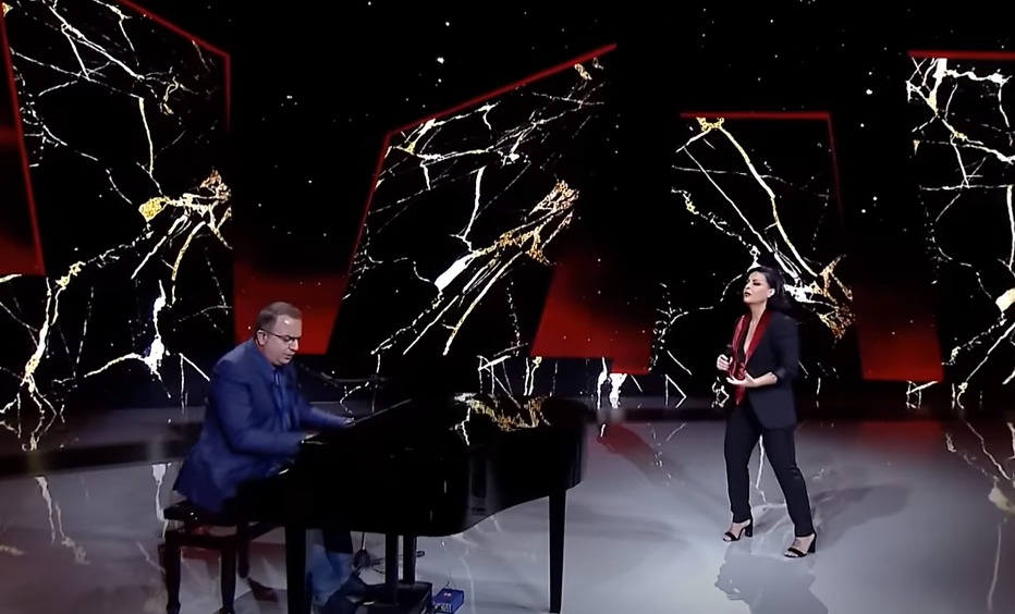 VIDEO: Aurela & Ardit/ Version i veçantë i këngës "Jeto dhe jetën time ...