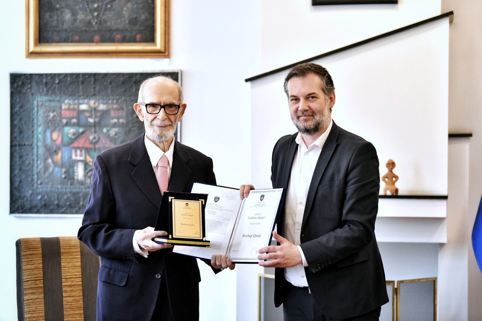 Albin Kurti: Rexhep Qosja, kolos i letërsisë shqipe - ObserverKult