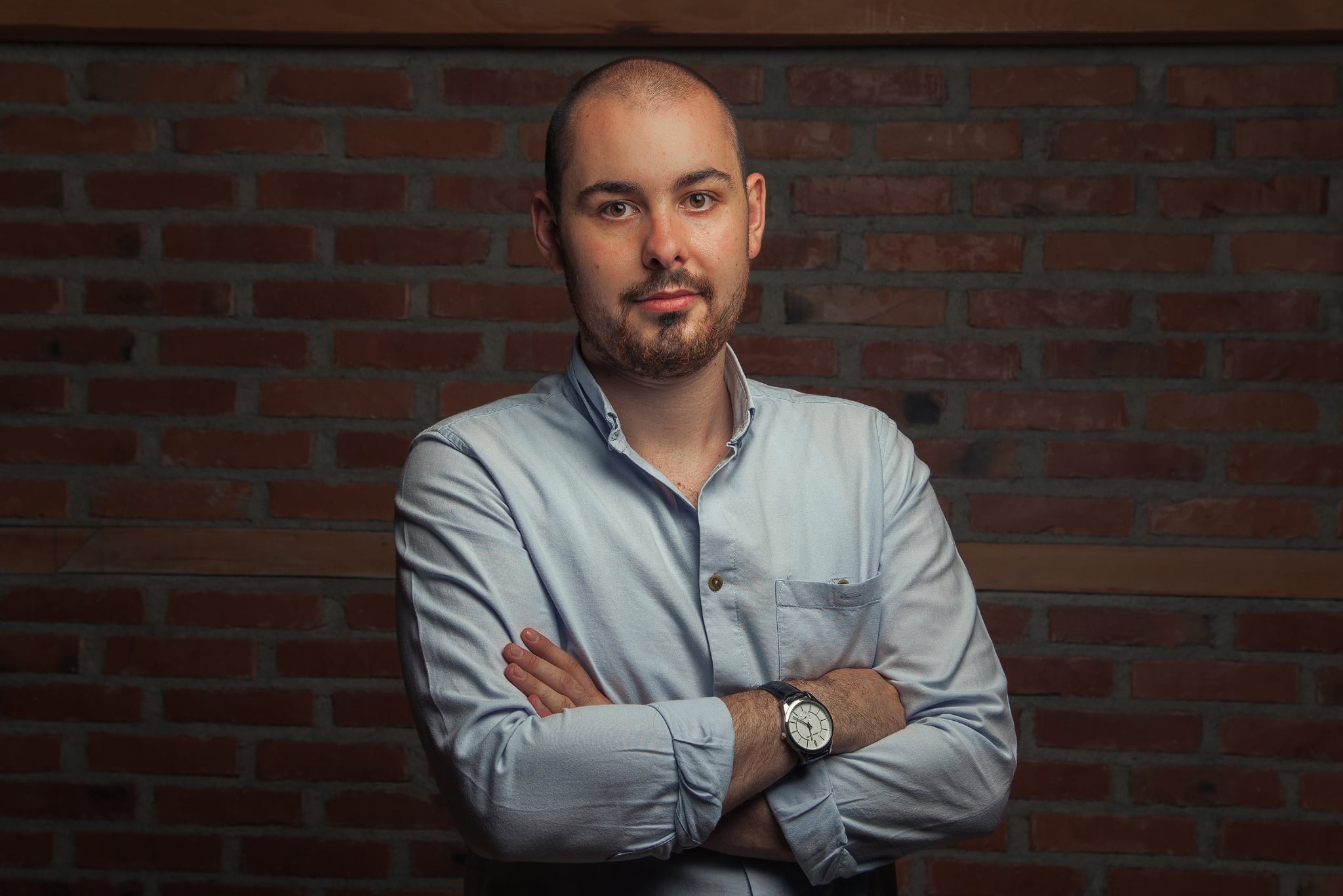 "Bluza me ariun simpatik", tregim nga Ditar Kabashi - ObserverKult