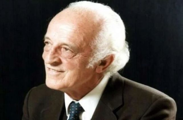 ...Se në pazar doli atdheu/ Poezi e dhimbshme e Ali Podrimjes kushtuar ...